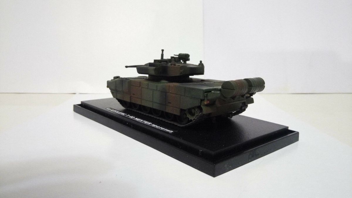 Le LECLERC T 40 NEXTER Prototype в масштабе 1/72